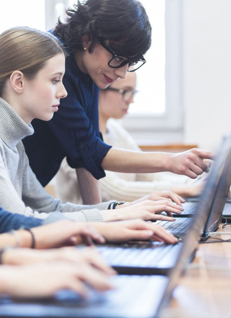 Bankeinstieg für Mittelschulabsolventen (BEM) - Bildung & Academy ...